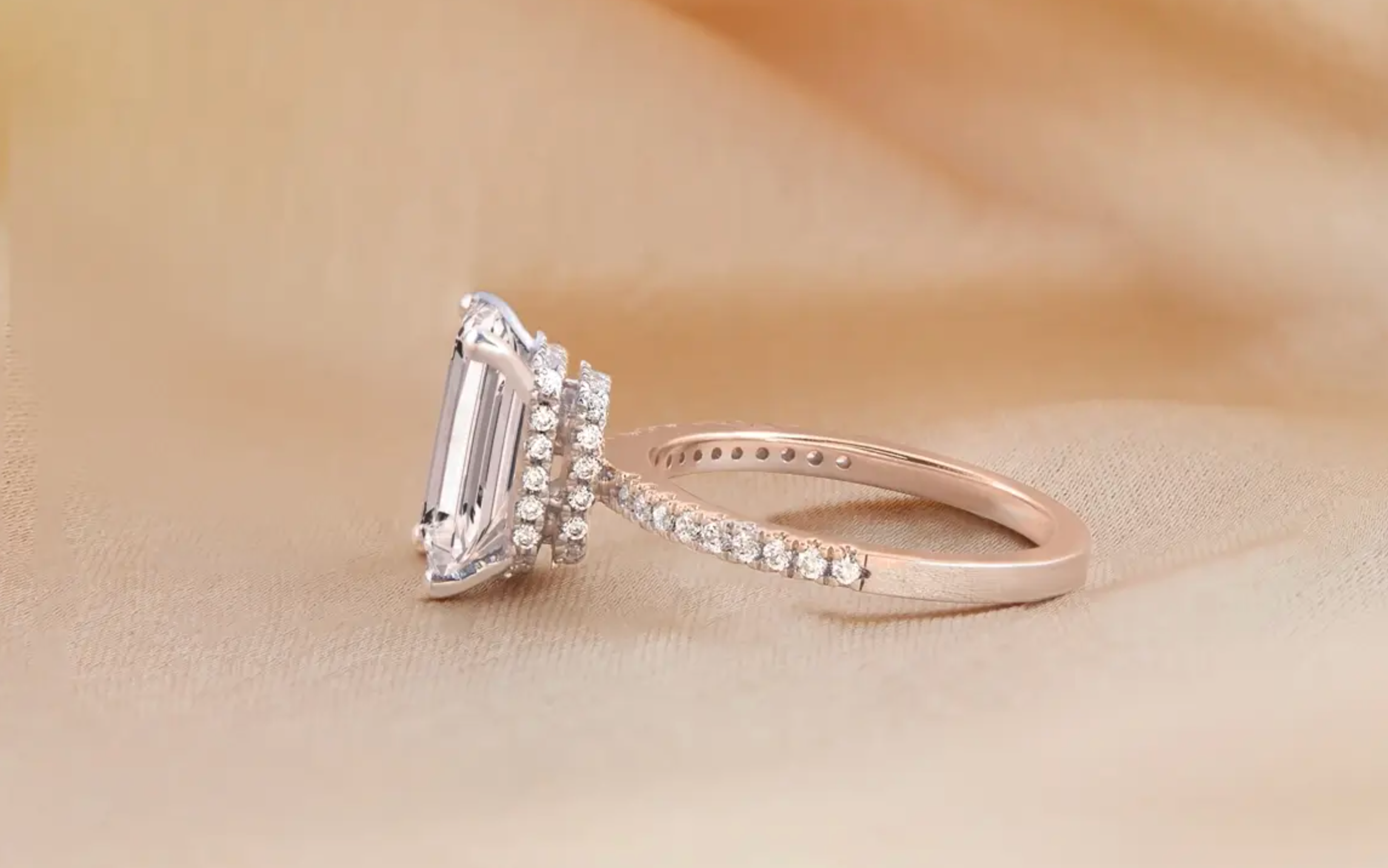 All About The Hidden Halo Diamond Engagement Ring – Just Gold Jewellery